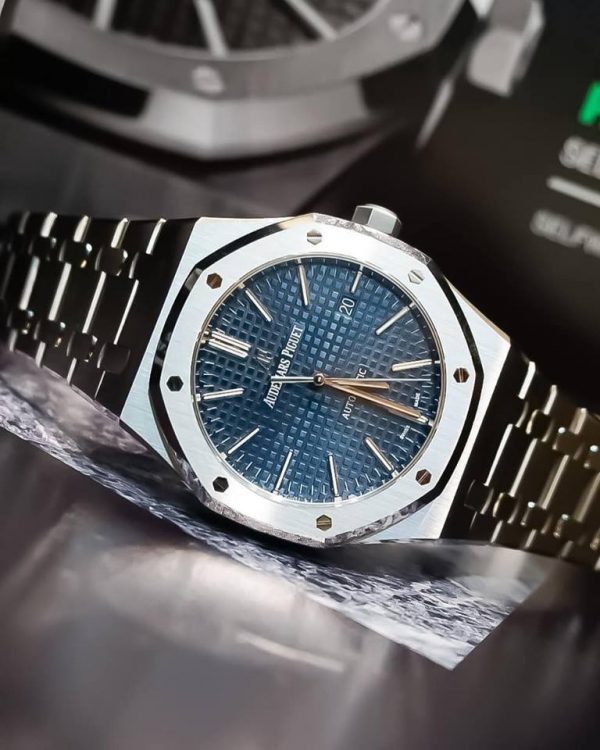 Audemars Piguet 15400 ST - Thongpatek.com